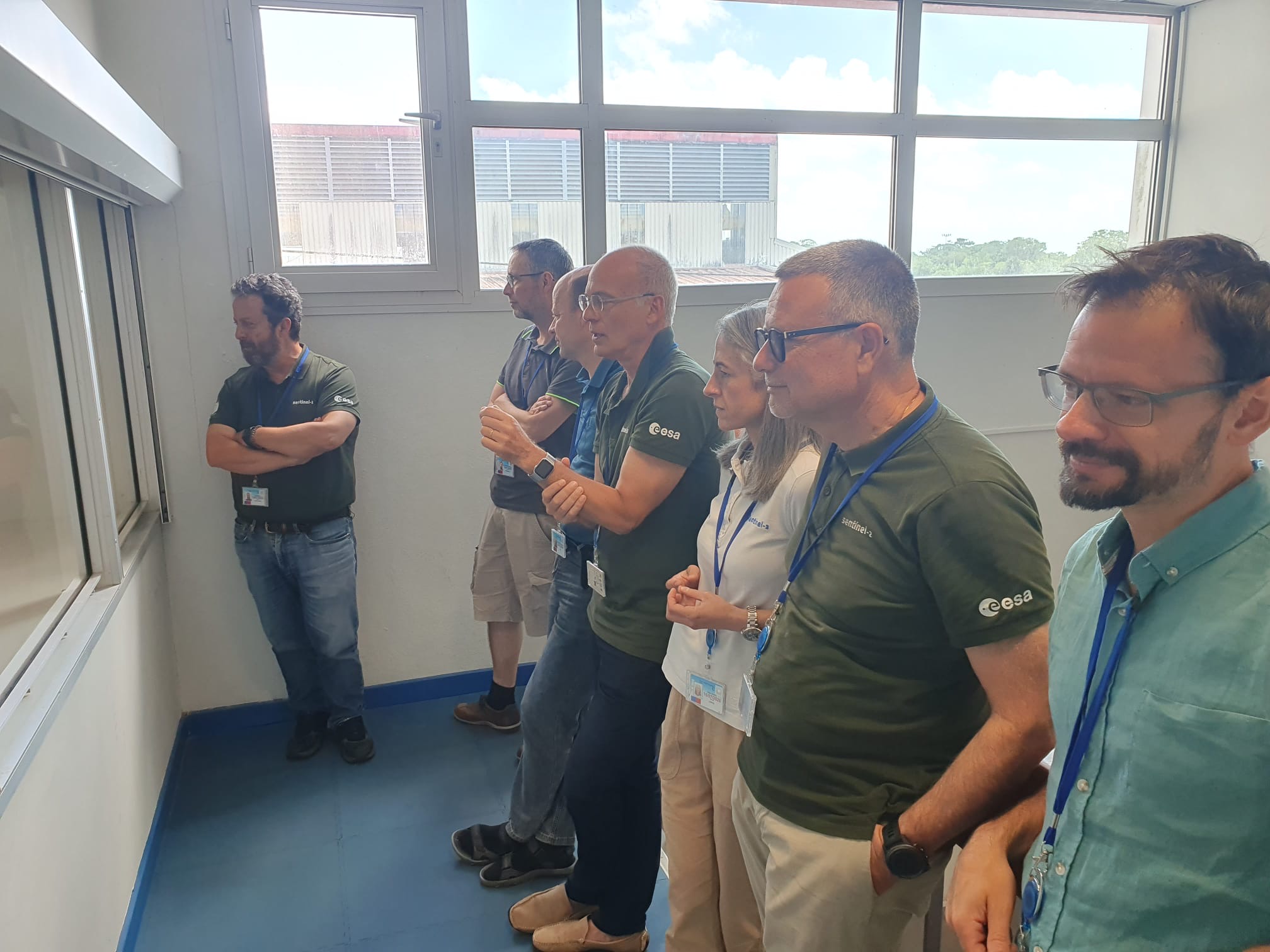 23 July – Opening of the satellite container | Sentinel-2C Launch Team Blog